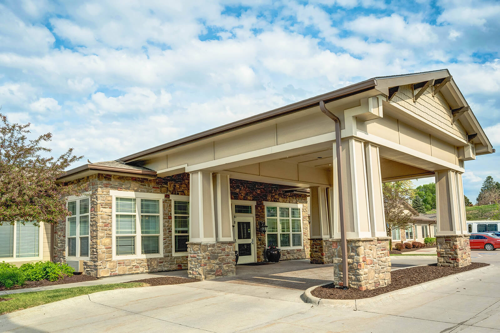 Cedar Creek of Prairie Meadows | Memory Care in Omaha, NE